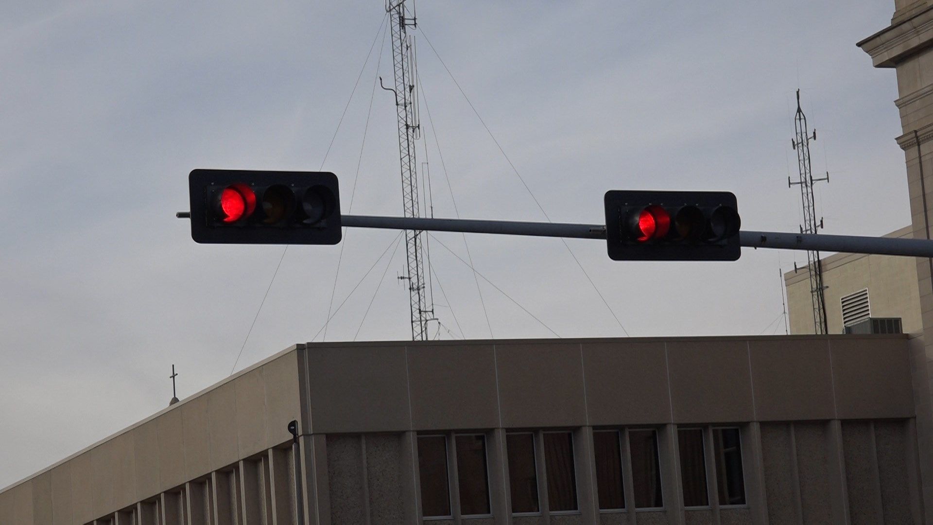 Columbus police begin traffic light enforcement campaign - NEWS CHANNEL ...