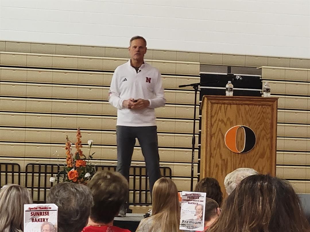 Nebraska Volleyball Coach John Cook Visits Beatrice - NEWS CHANNEL NEBRASKA